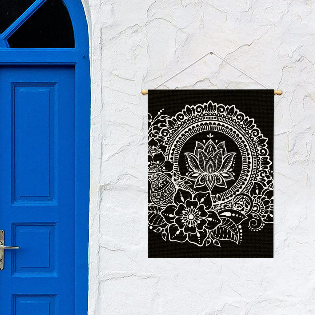 Black And White Lotus Flower Print Garden Flag – GearFrost