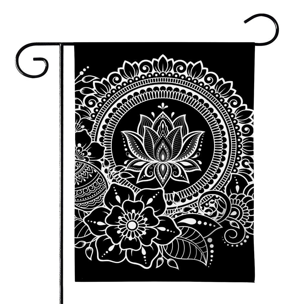 Black And White Lotus Flower Print House Flag – GearFrost