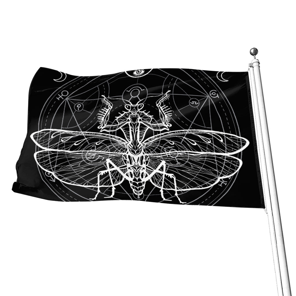 Black And White Mantis Spirit Print Flag – GearFrost