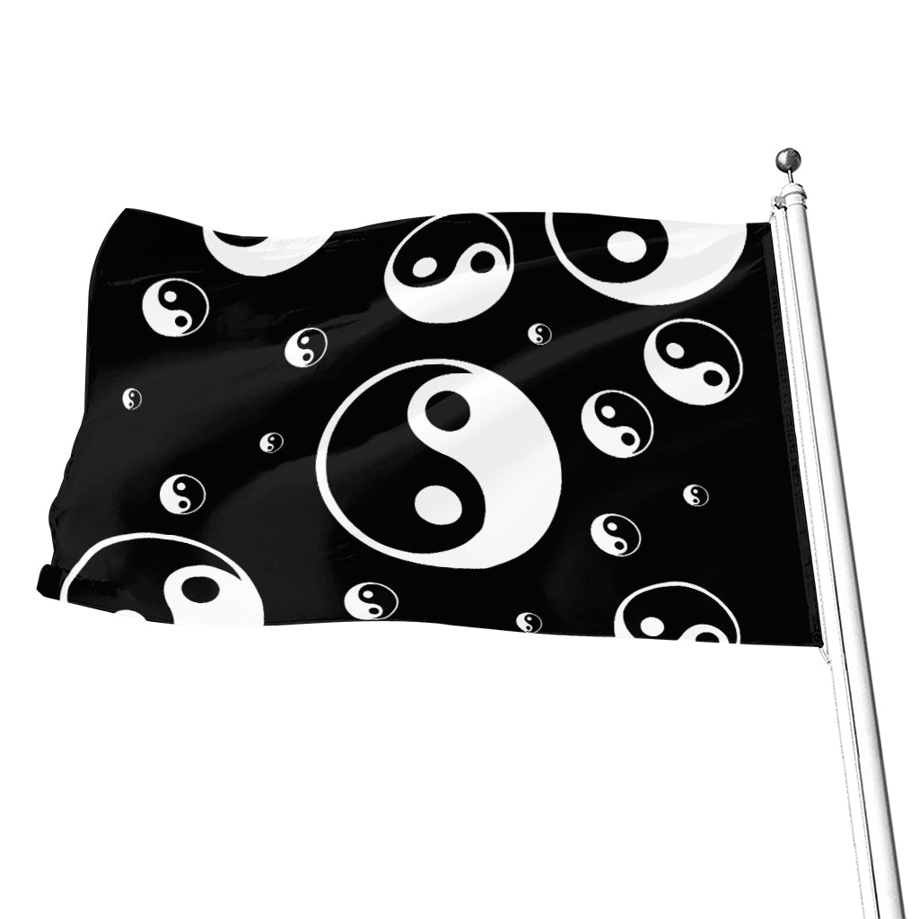 Black And White Yin Yang Pattern Print Flag – GearFrost