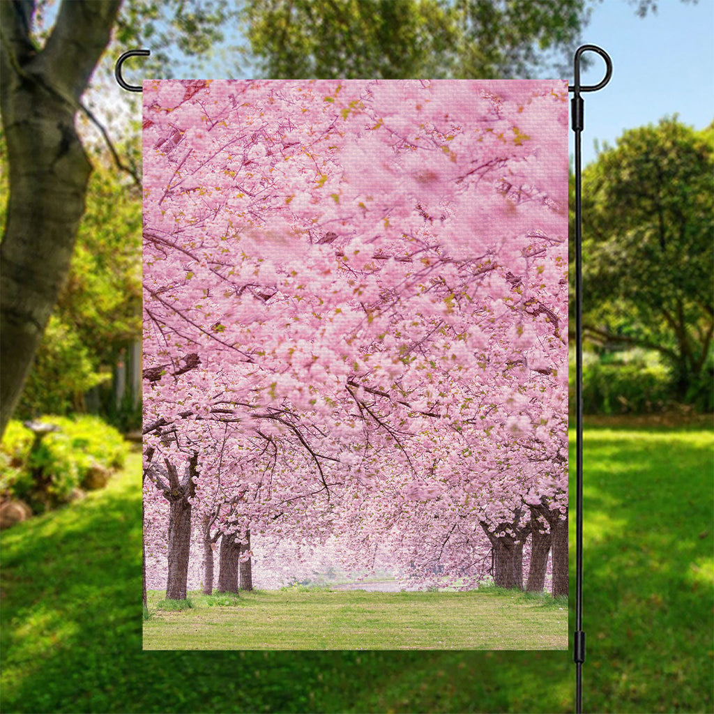 Japanese Cherry Blossom Tree Print Garden Flag – GearFrost