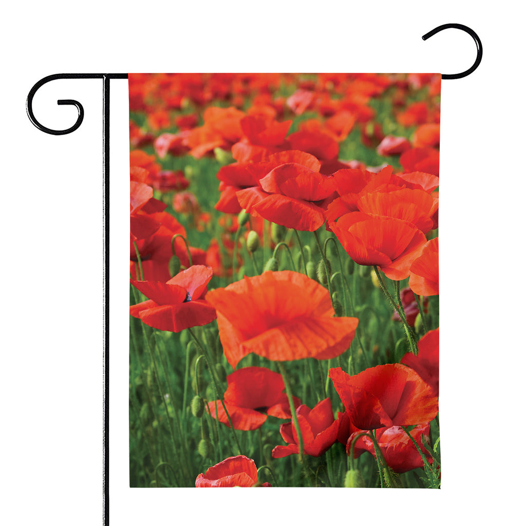 Remembrance Day Poppy Print House Flag – GearFrost