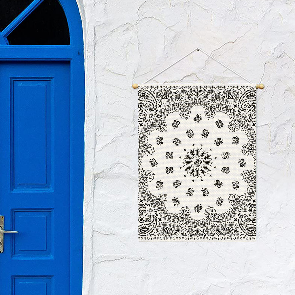 White Paisley Bandana Print Garden Flag – GearFrost