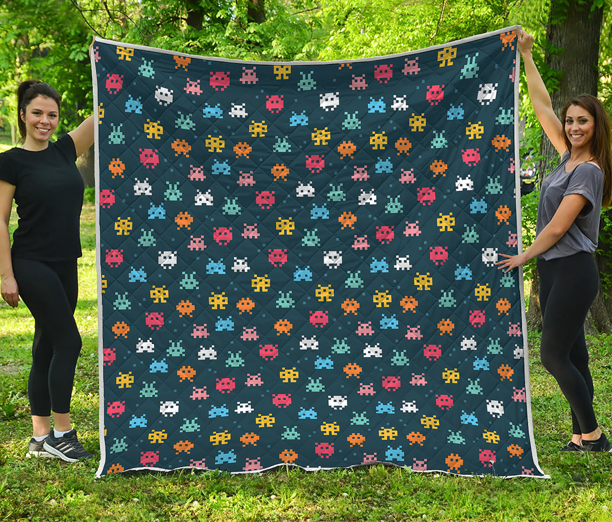 8-Bit Video Game Monsters Pattern Print Quilt – GearFrost
