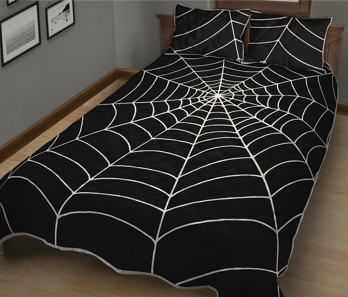 Black And White Cobweb Print Quilt Bed Set – GearFrost