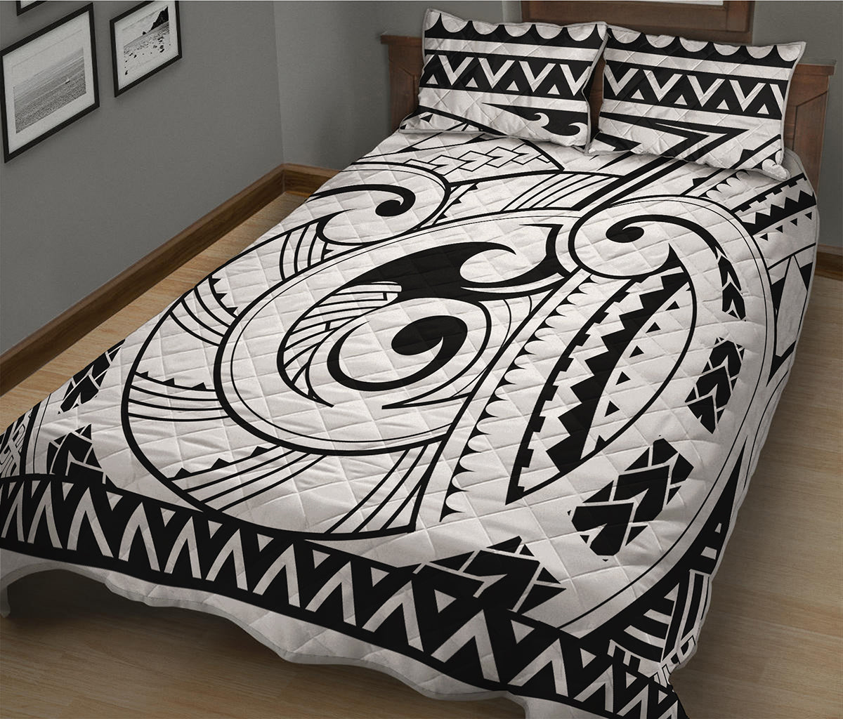 Black And White Maori Pattern Print Quilt Bed Set – GearFrost