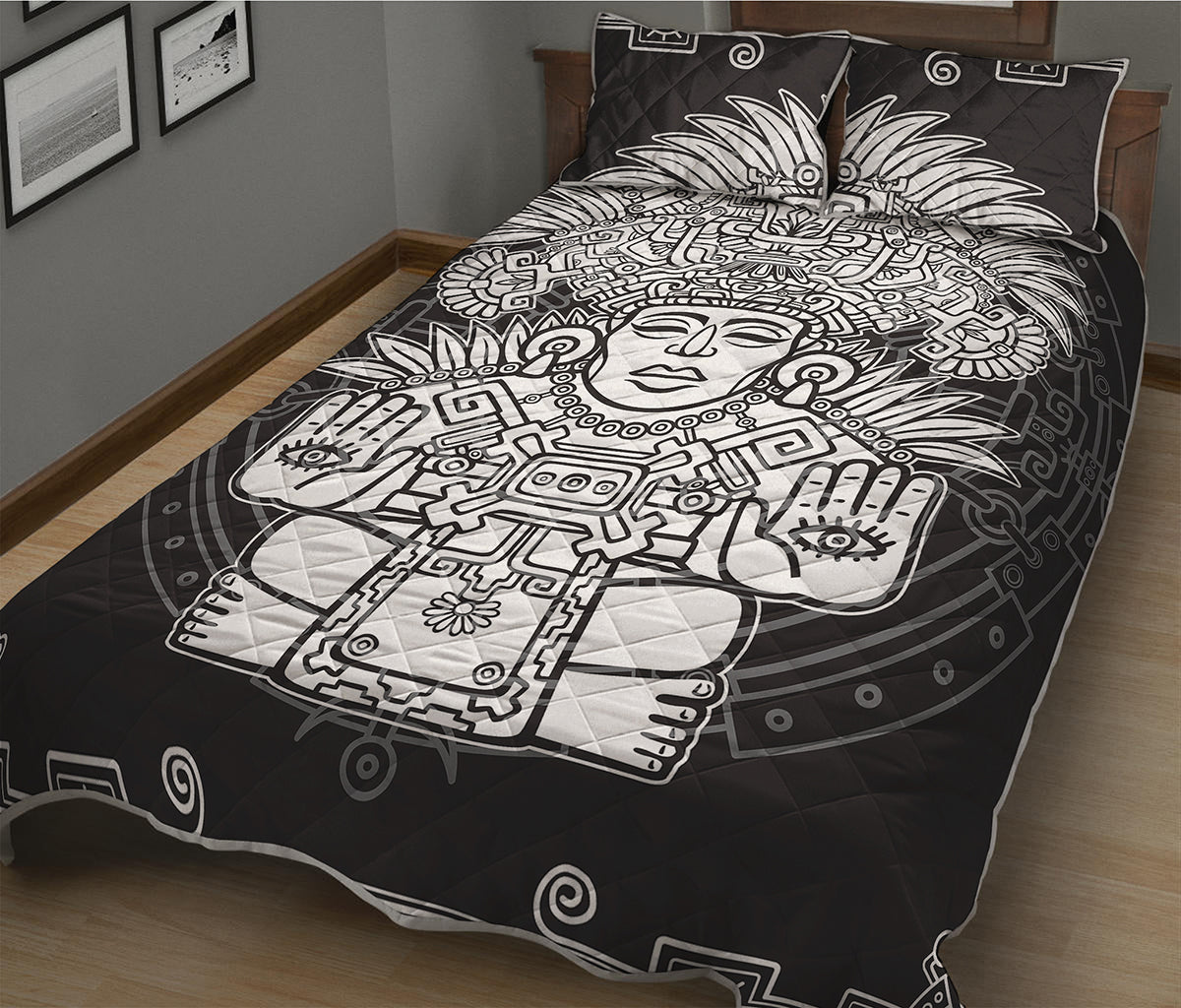 Blue And White Mayan Statue Print Quilt Bed Set – GearFrost