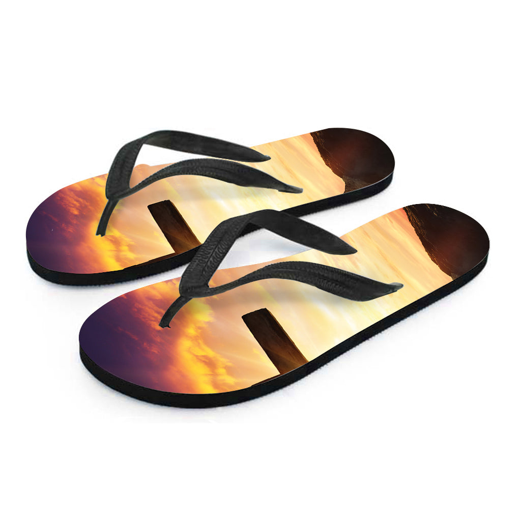 Crucifixion Of Jesus Christ Print Flip Flops – GearFrost