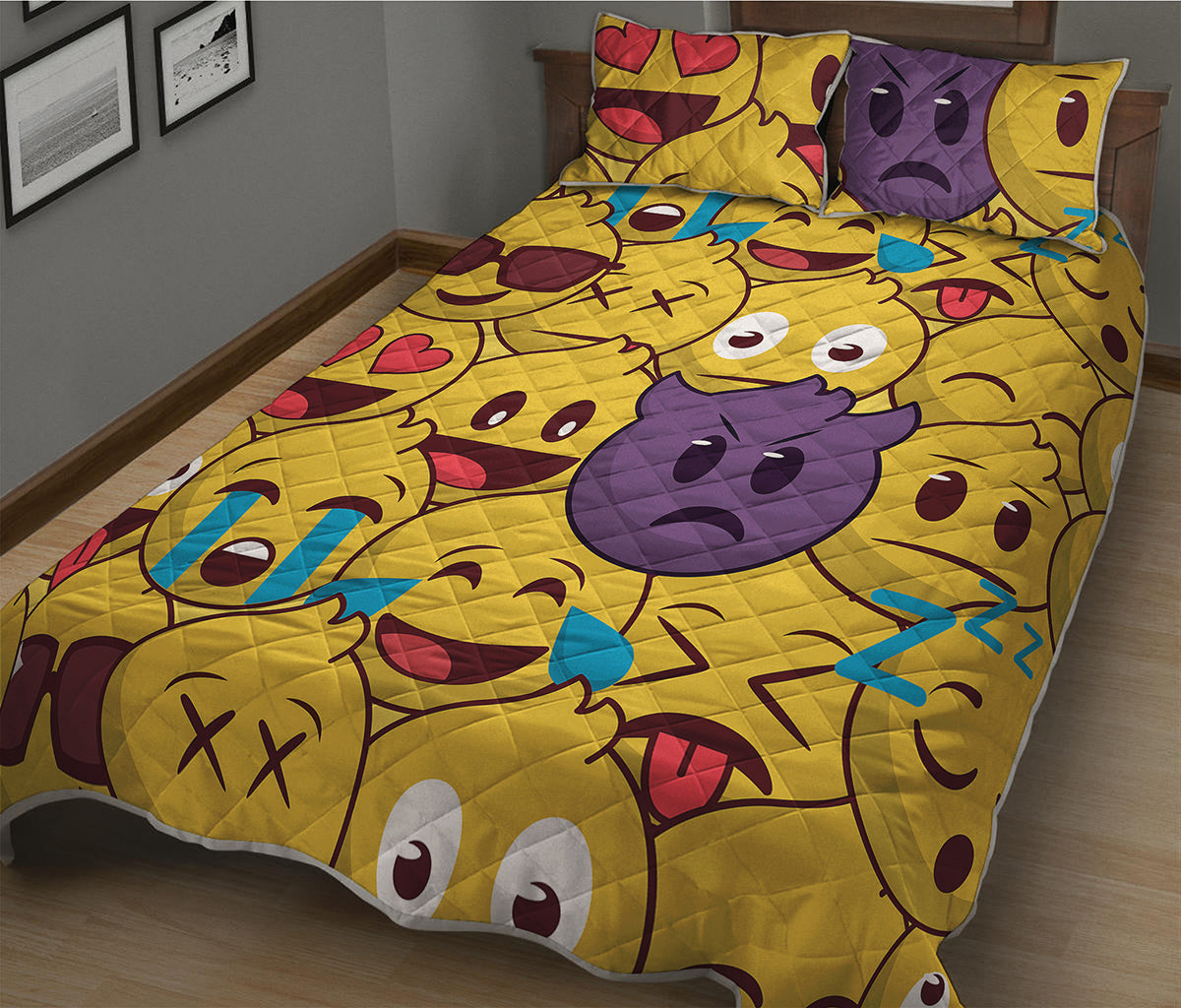 Cute Emoji Pattern Print Quilt Bed Set – GearFrost