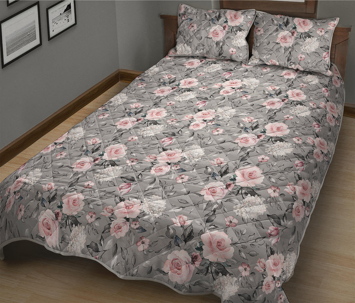 Monochrome Spring Floral Print Quilt Bed Set – GearFrost