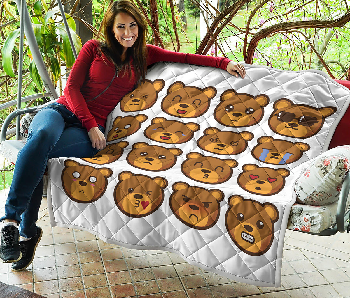 Teddy Bear Emoji Print Quilt – GearFrost